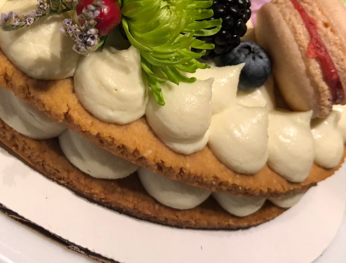 Magic open cake "Grace" – O.Z.CAKE